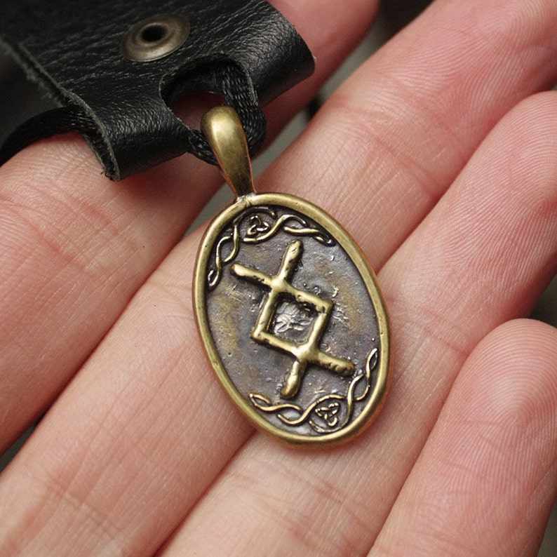 Rune Pendant Inguz Ingwaz Yngvi Rune Yggdrasil Viking Amulet | Etsy