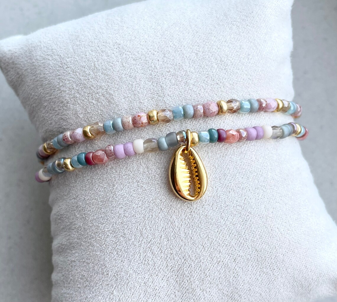 Cowry Shell Bracelet Beaded Bracelets Cowrie Charm Beach - Etsy