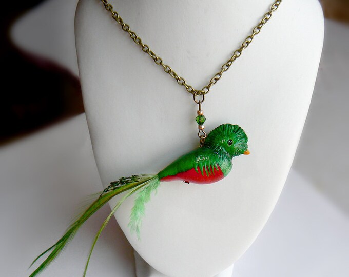 Quetzal Bird Necklace Handmade in Polymer Clay and Real Feathers - Etsy