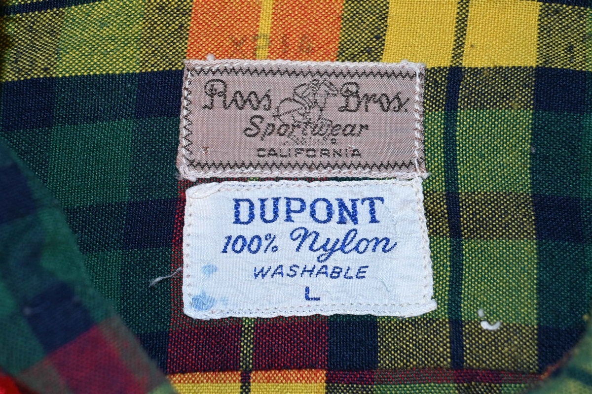 50s Roos Bros Green Red Yellow Plaid Loop Collar Nylon 50s Roos Bros Green Red Yellow Plaid Loop Collar Nylon