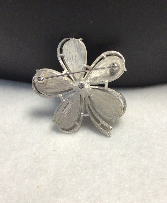 Trifari Flower Brooch - Gem