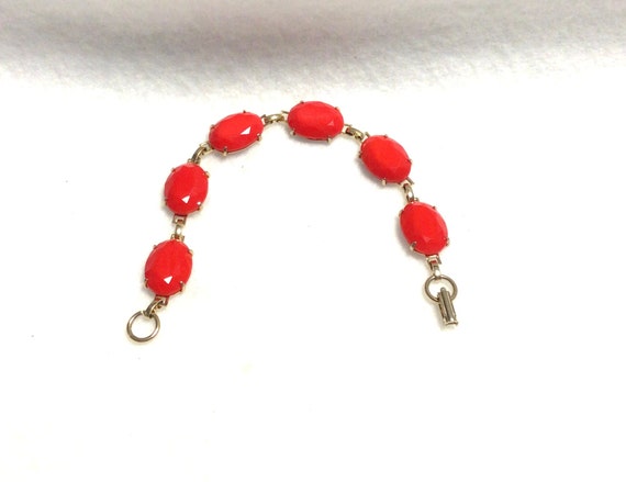 Cherry Red Vintage Bracelet - Gem
