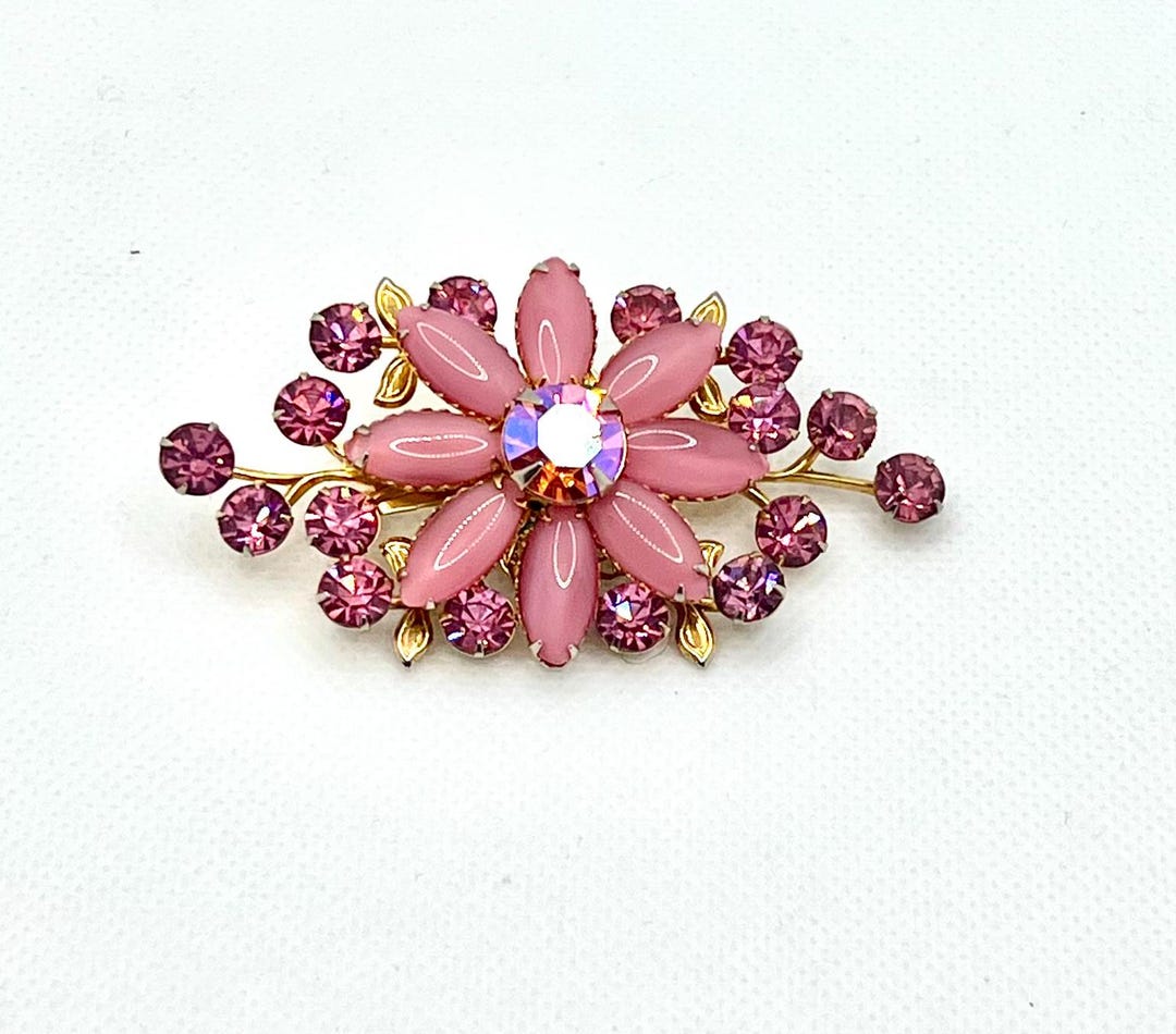 Vintage Pink Brooch - Etsy