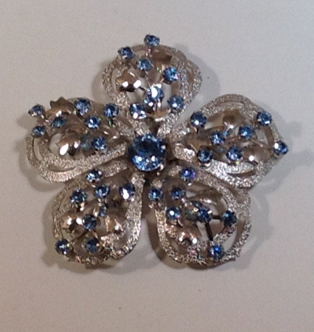 Light Blue Flower Brooch - Etsy