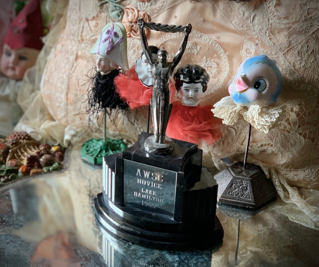 Vintage Trophy Award 1965 Figural Art Deco Style Prize - Etsy