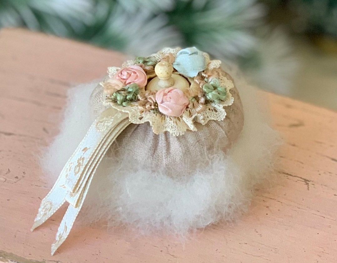 Vintage Mini Powder Puff Swans Down Feather Flapper Beauty Puff With ...