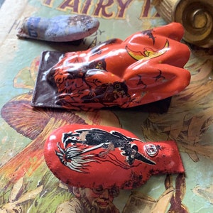 Vintage Set Old Tin Party Noise Makers Halloween Favor and Advertising ...