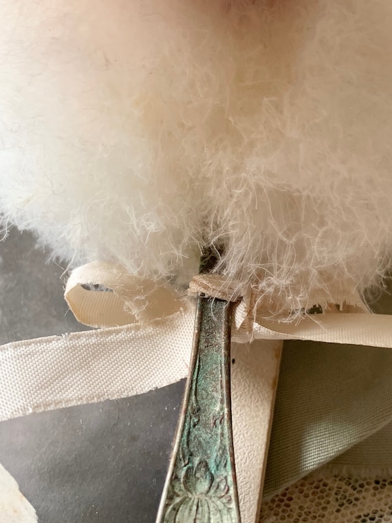 Vintage Powder Puff Wand Old Feather Swans Down Flapper Shabby Beauty Puff With Handle Etsy Canada