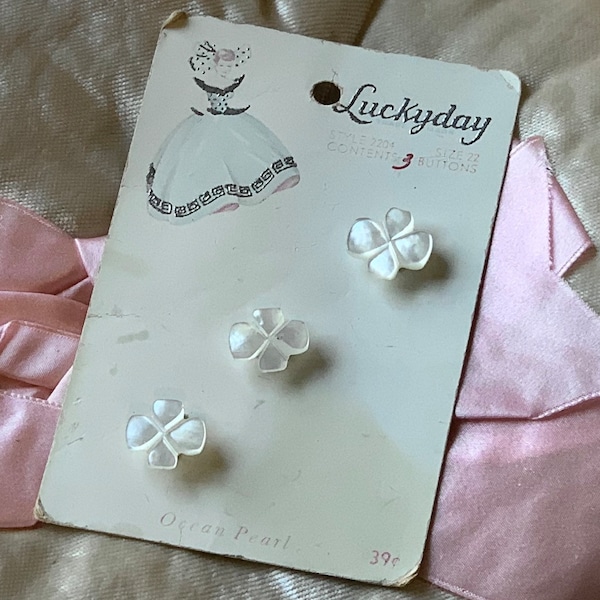 Clover Buttons - Etsy