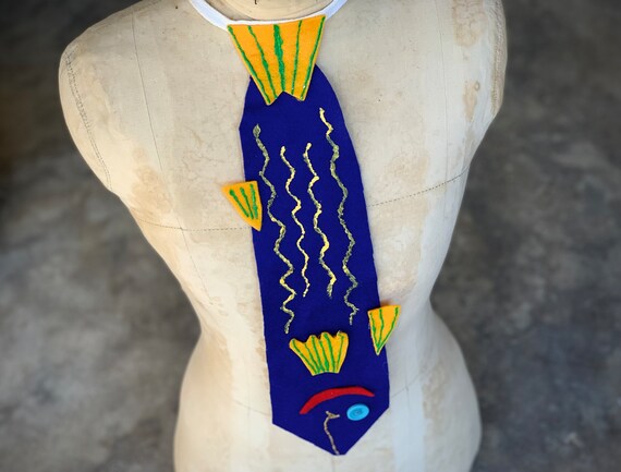 Vintage handmade fish tie retro homemade kitschy craf… - Gem