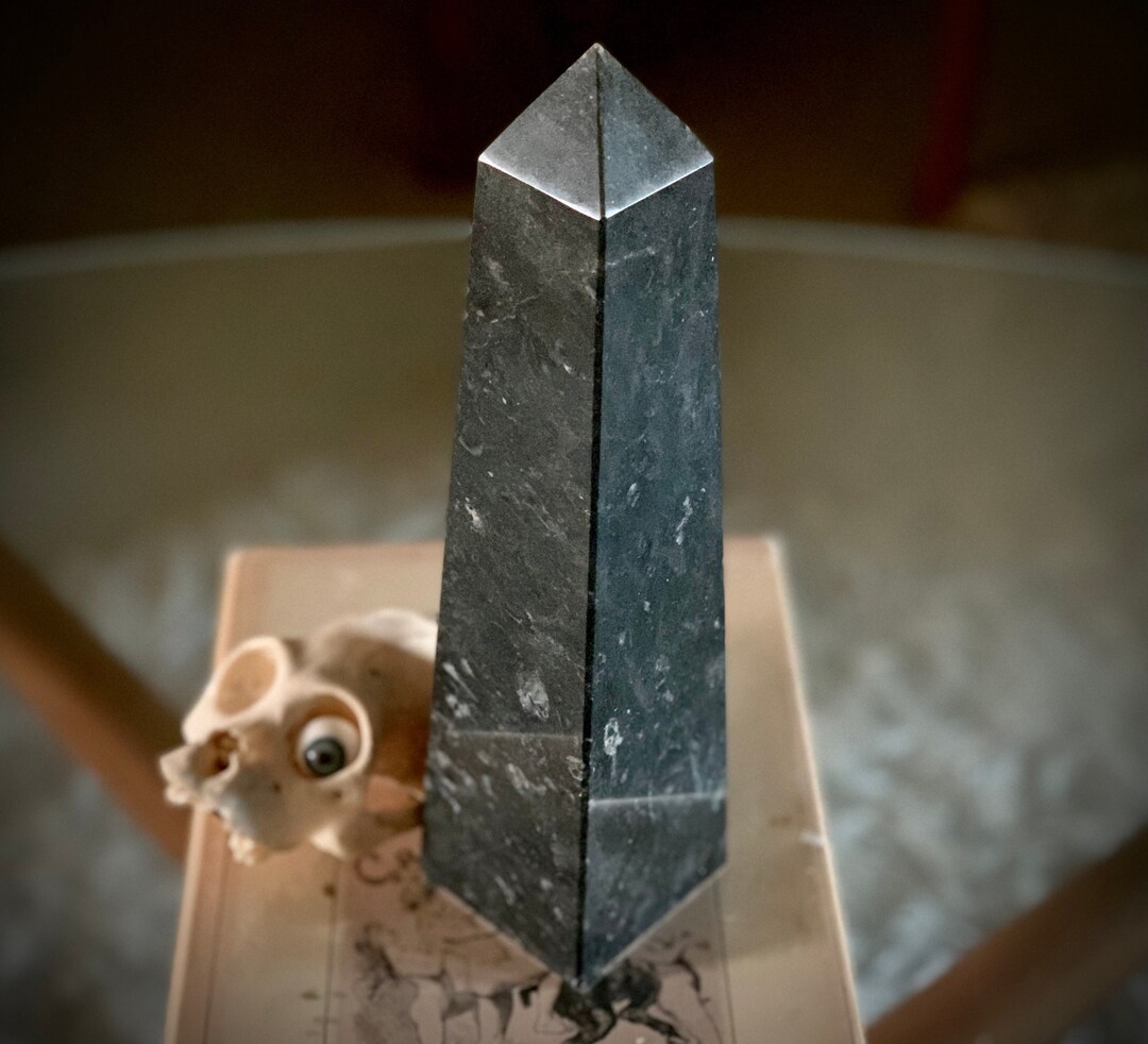 Vintage Stone Obelisk Marble Decorating Statue Modern Classical Pyramid ...