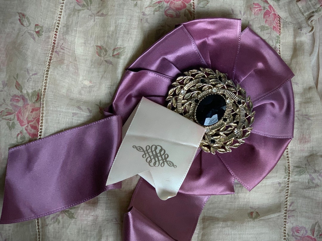 Vintage Embellished Award Show Ribbon With Fancy Rhinestone Brooch ...