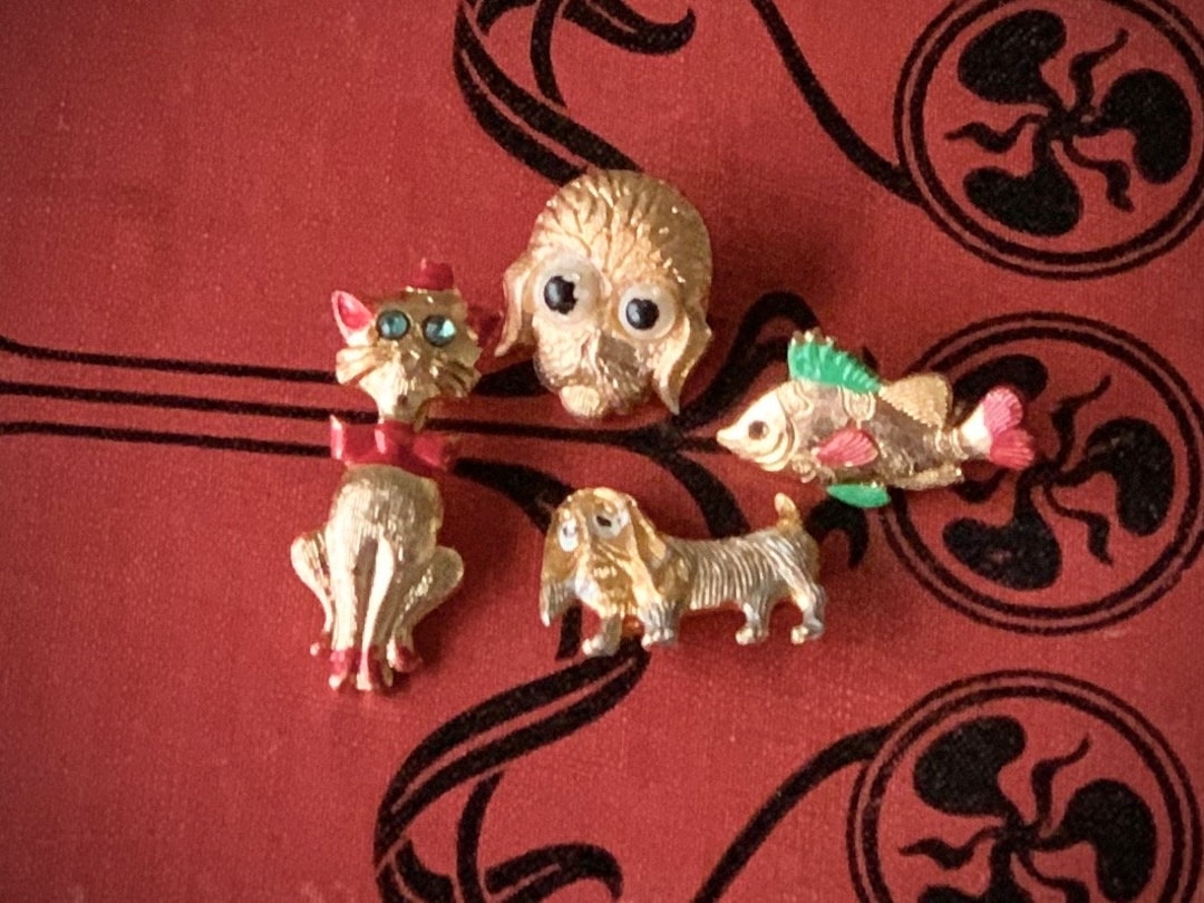 Vintage Set Miniature Animal Pins Hong Kong Mini Cat Dog Fish Pins - Etsy