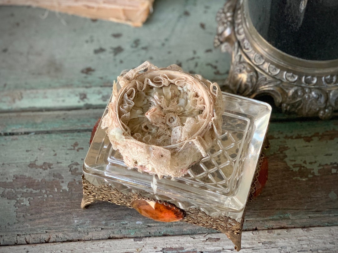 Vintage Coty French Powder Puff Box Antique Silk Lace Beauty Box - Etsy