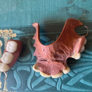 Vintage Partial Dentures Old False Teeth Used Worn Creepy Fake Teeth ...