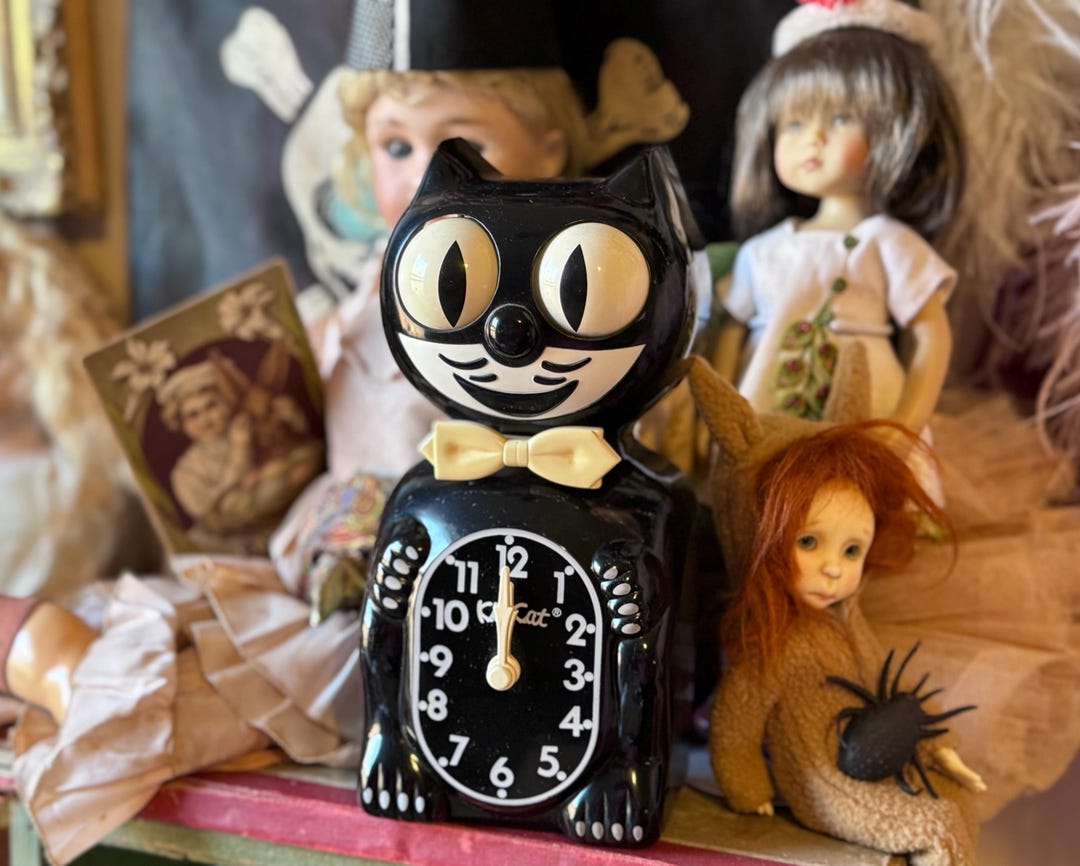 Vintage Kit Cat Clock Retro Plastic Novelty Clock Salvaged Parts ...