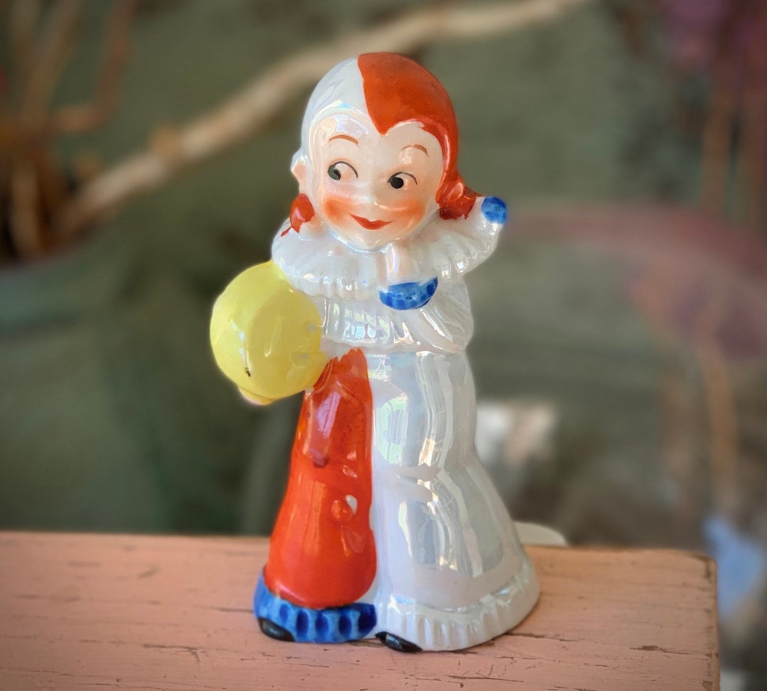 Vintage Pierrot Figurine Small Retro Japan Porcelain Painted Jester Boy ...