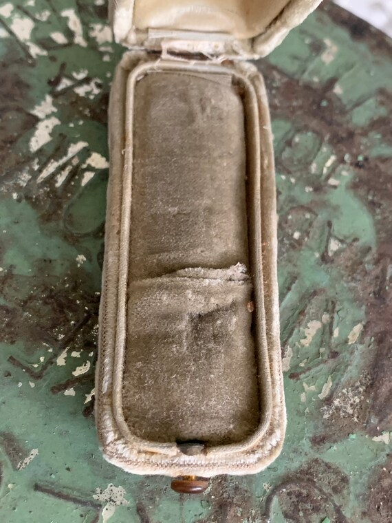 Antique velvet pin box old age worn mini art deco jew… - Gem