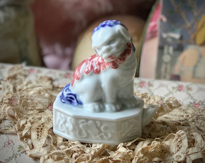 Vintage Miniature Foo Dog Figurine Porcelain Mini Dragon With Tongue ...