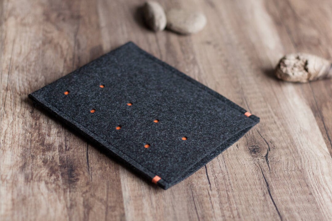 Handmade Dotted Felt Kindle Sleeve: Paperwhite, Voyage, Oasis - Etsy