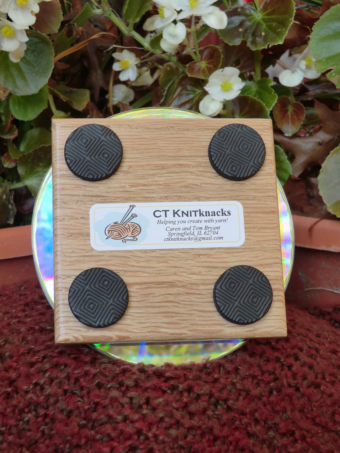 Yarn Spinner / Red Oak - Etsy