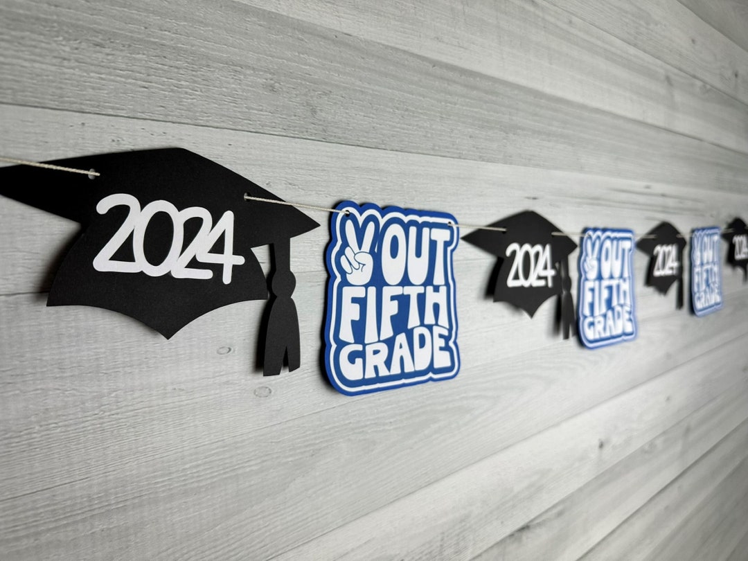 2026 Graduation Garland - PEACE OUT Choose Grade & Colors - 2026 Grad ...