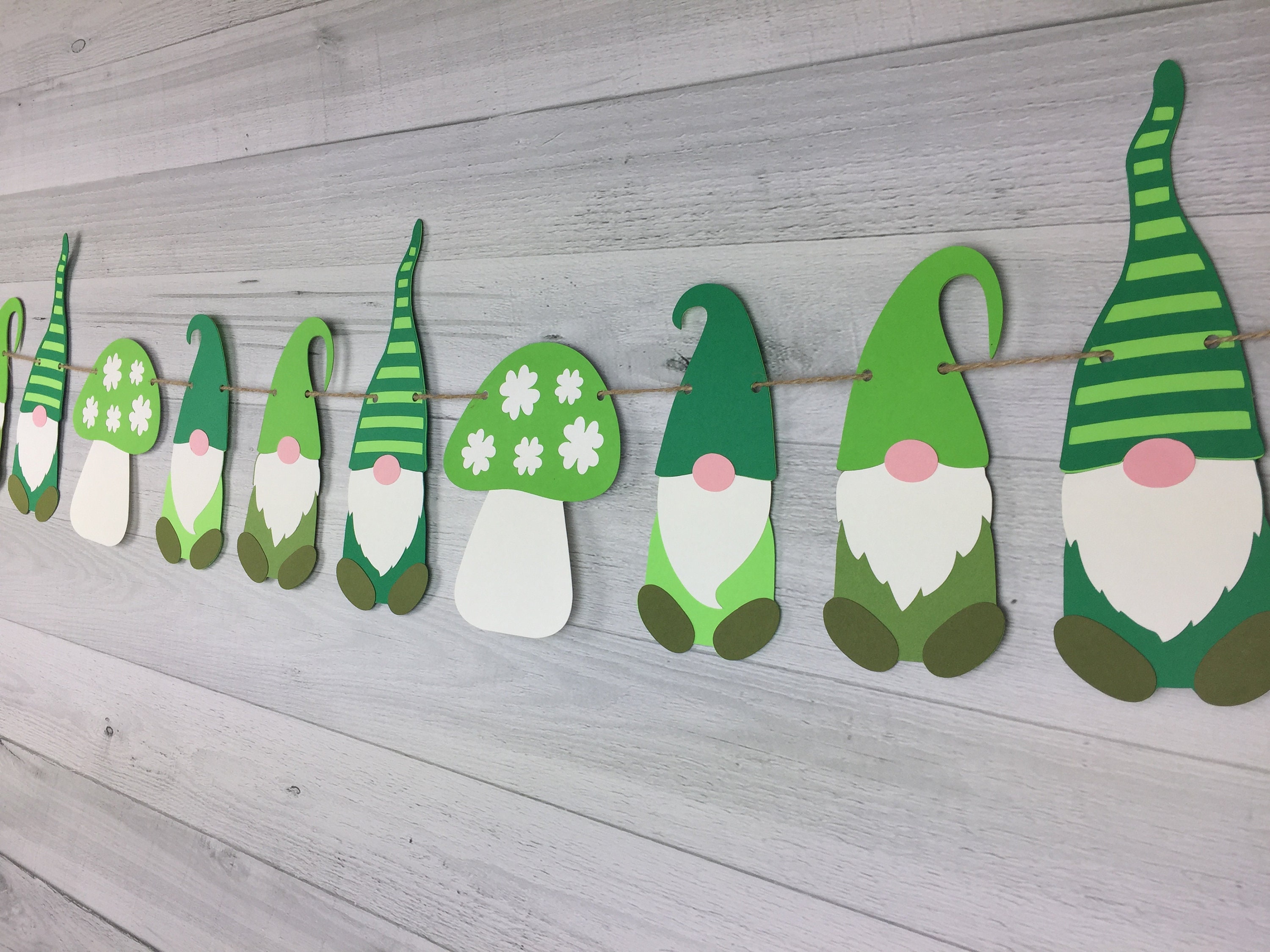 Gnome Garland - St. Patrick's Day Gnomes - Garden Gnomes - Leprechaun ...