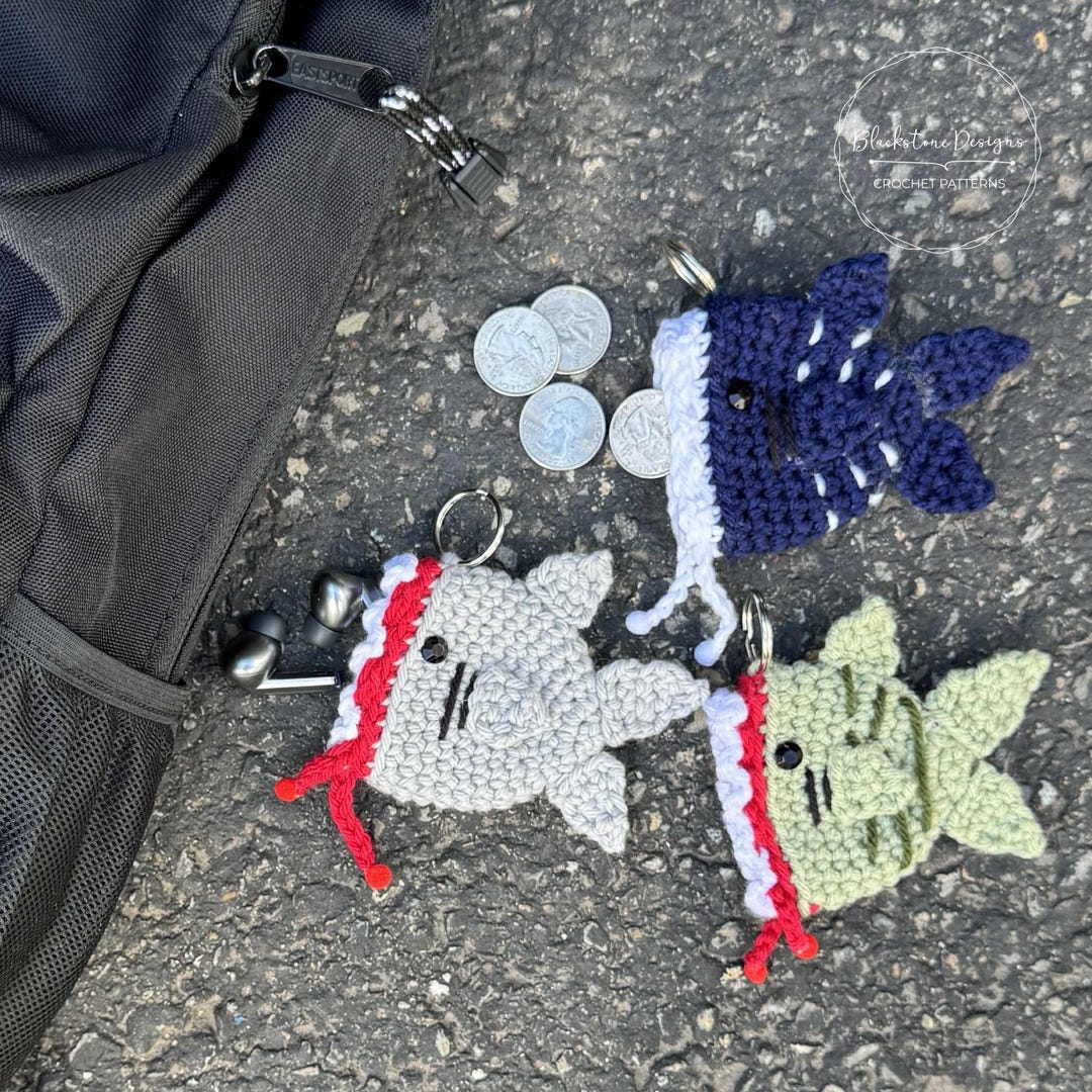 Crochet Keychain Pattern, Shark Keychain Pouch, Crochet Keyring Pouch ...