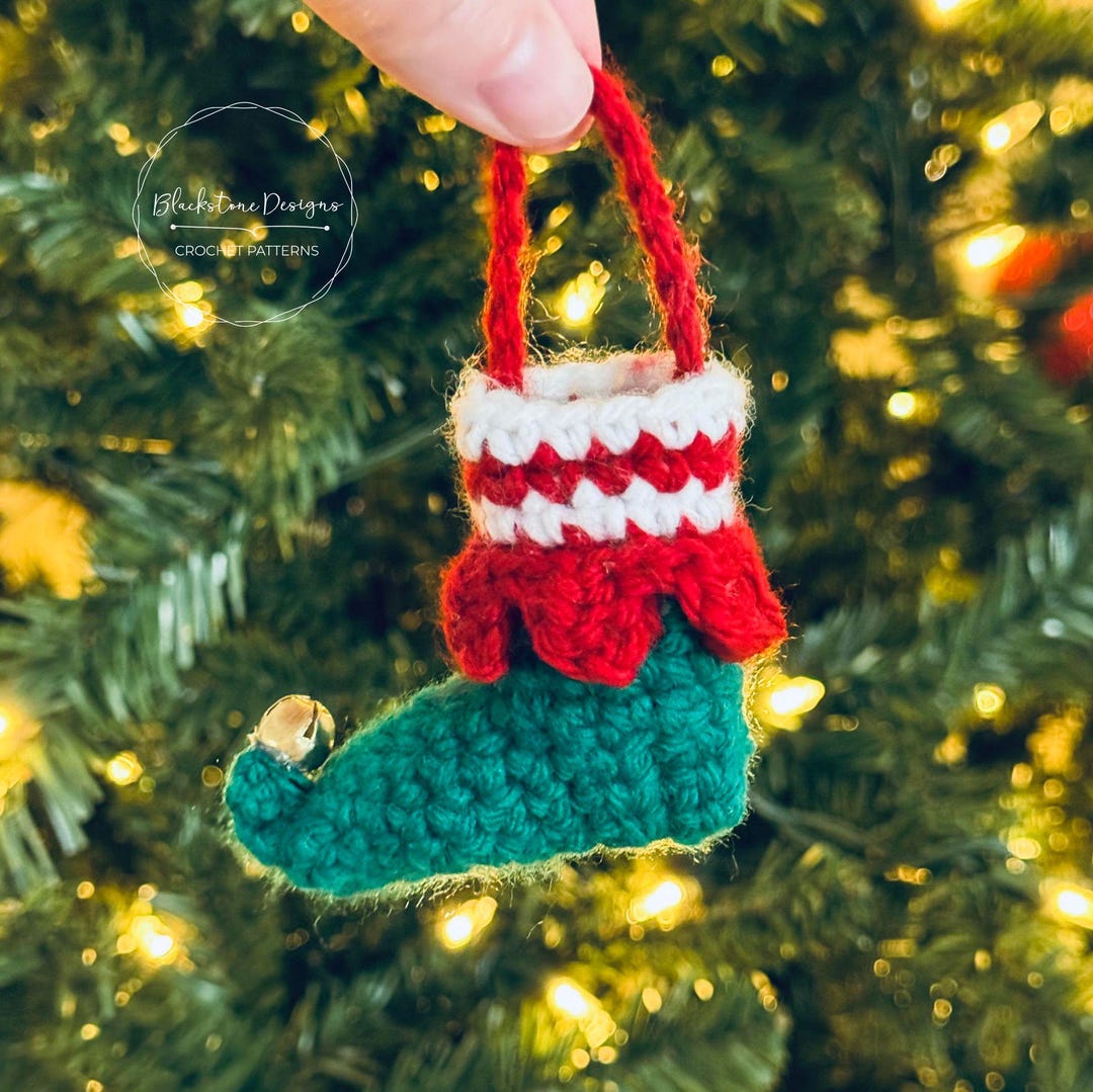 Crochet Ornament Pattern, Elf Slipper Crochet Christmas Ornament Pattern, Crochet Elf Slippers ...