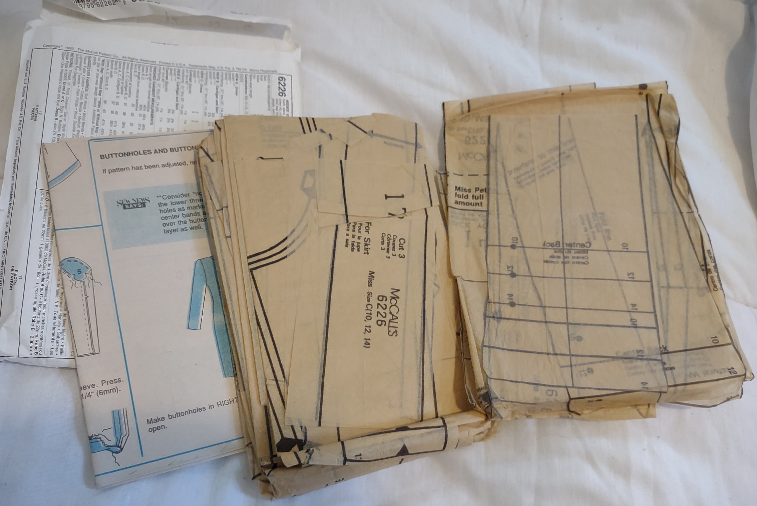 Vintage Chanel-inspired Sewing Pattern Mccall's 6226 Sew News the ...