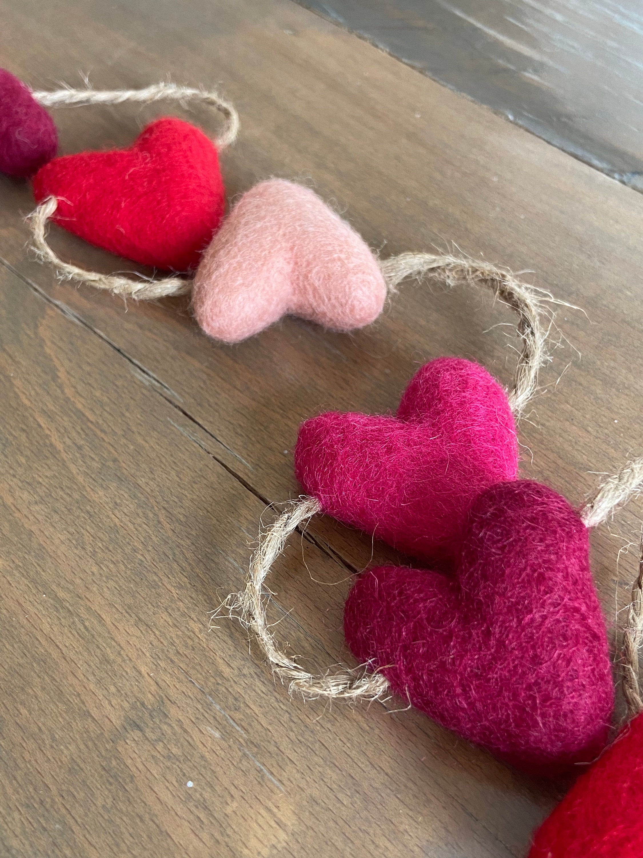 Shades of Pink Felted Wool Hearts Garland-4-foot Farmhouse Valentine ...