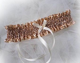 Bride Dino Dinosaur Print Hen Party Veil Bride Wedding - Etsy UK