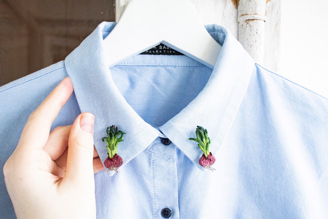 SET of 2 Red Onion Embroidered Pins - Etsy