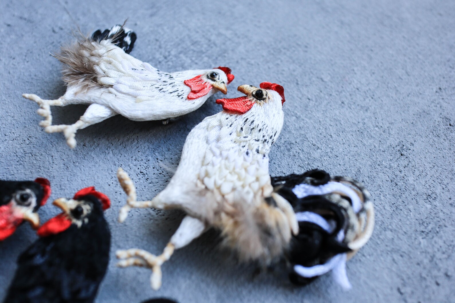 White Realistic Hand Embroidered Rooster Brooch - Etsy