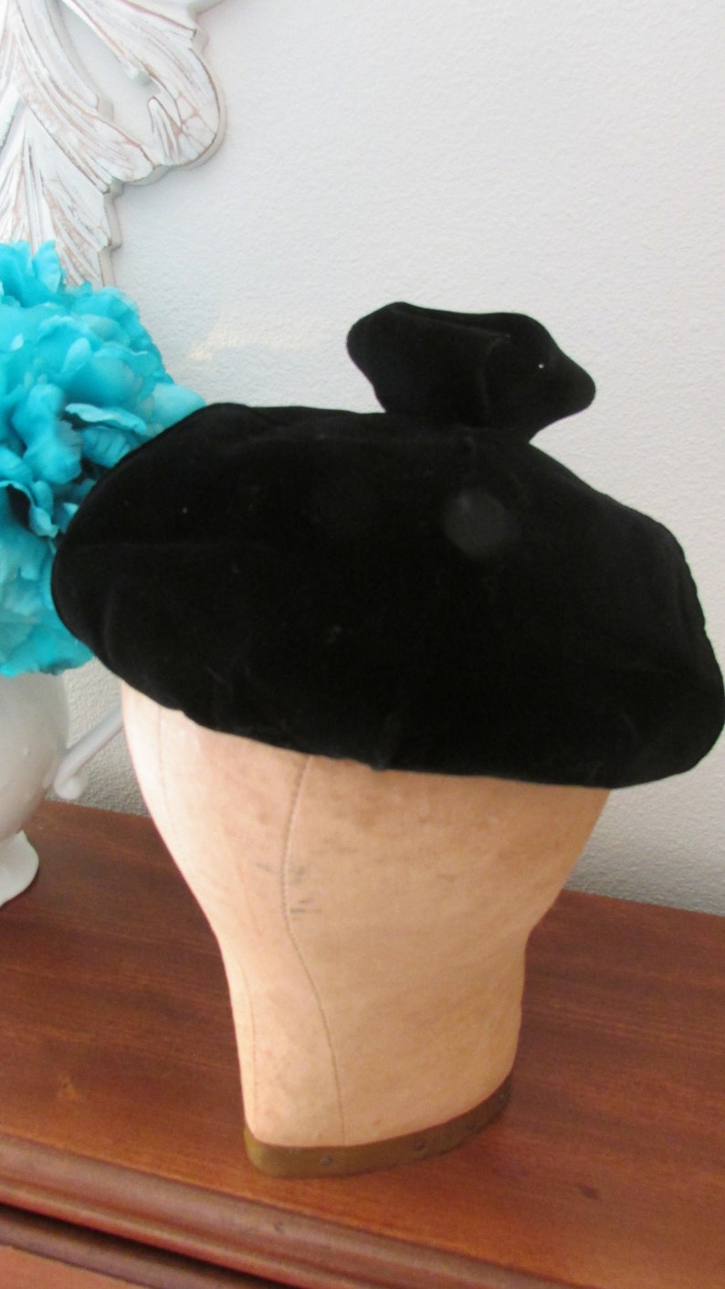 Vintage Black Velvet Hat Calot Cloche Beret Duby New York - Etsy
