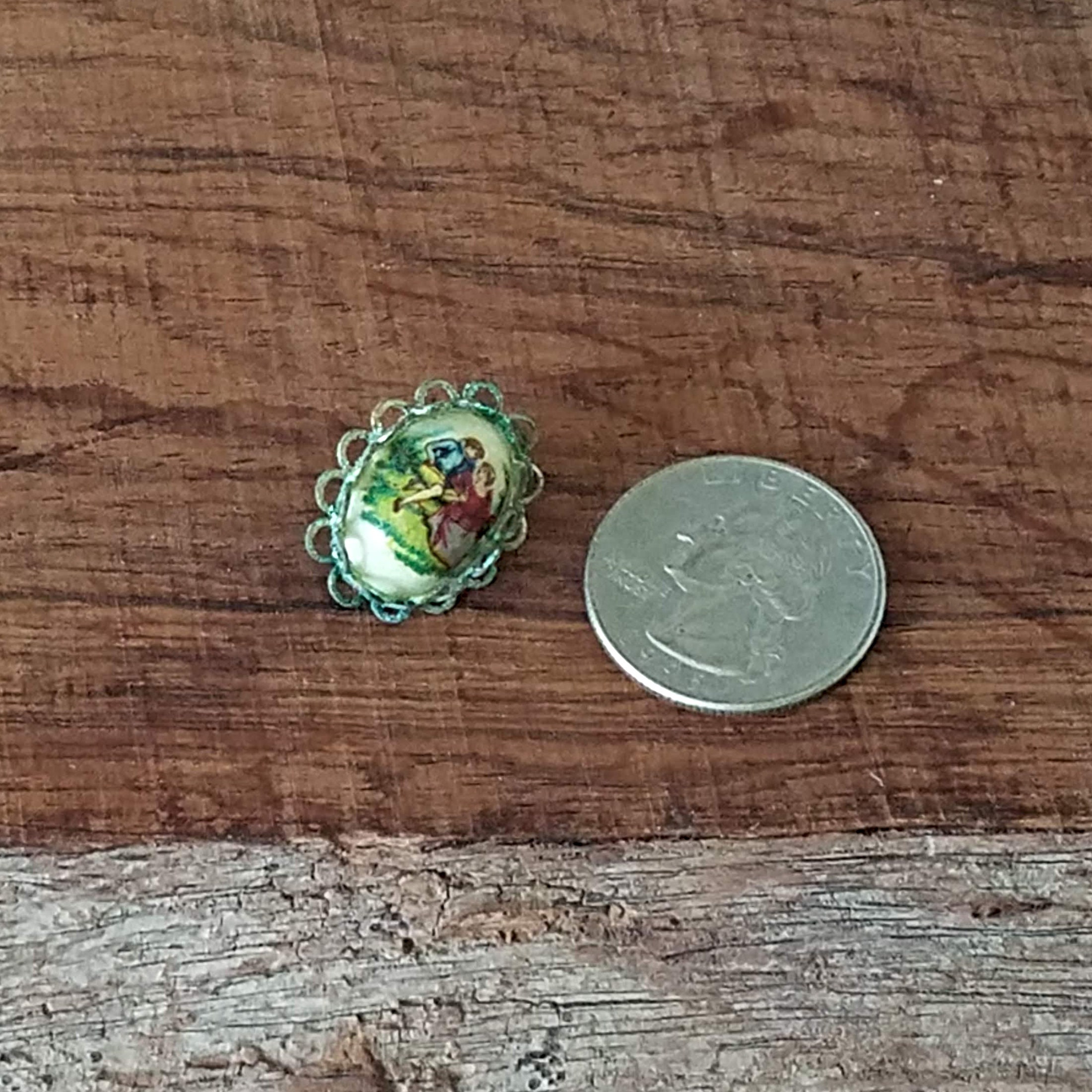 Vintage Porcelain Button, Portrait Button Courting Renaissance Couple ...