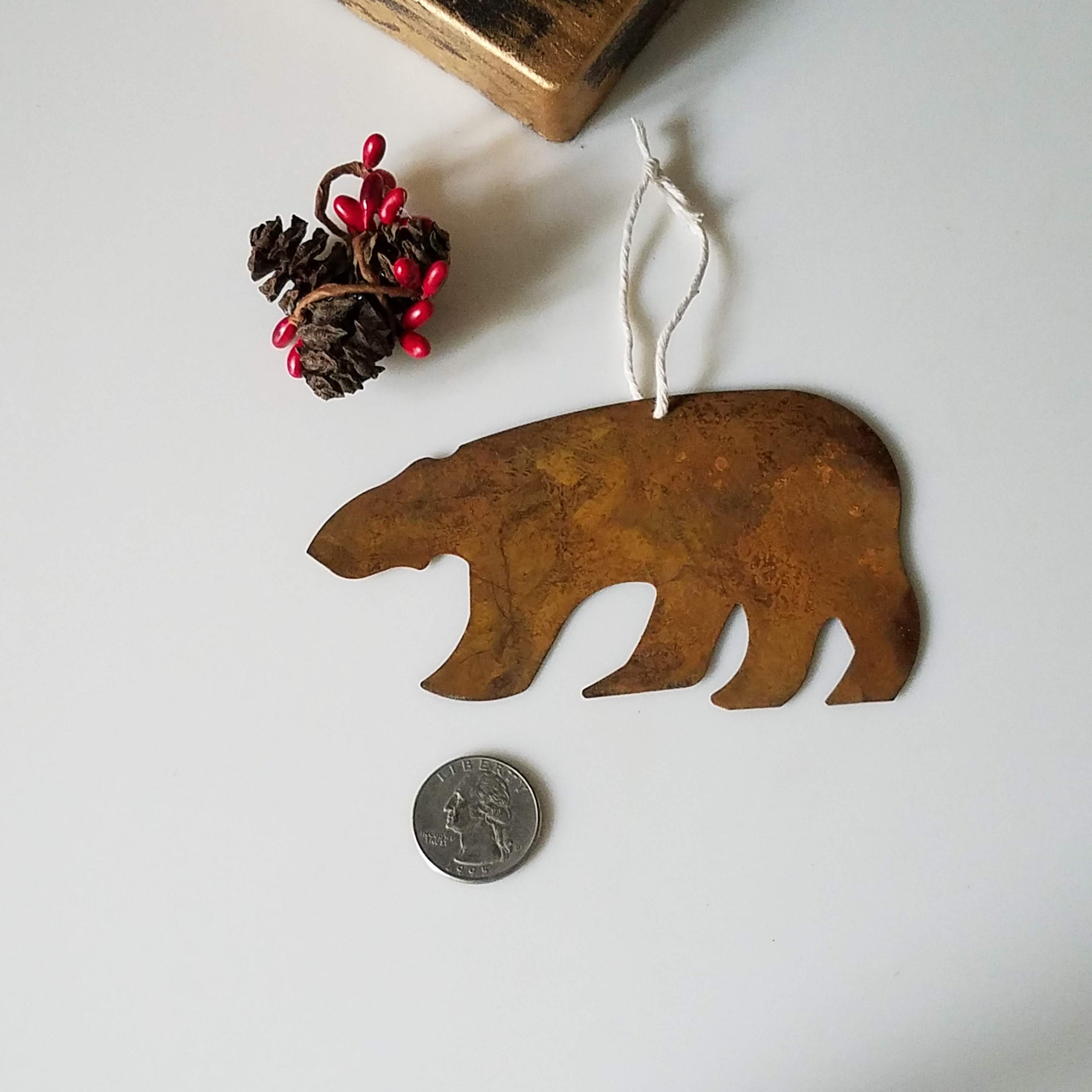 Rustic Rusty Metal Decorations, Set of 4 Primitive Ornaments On Natural ...