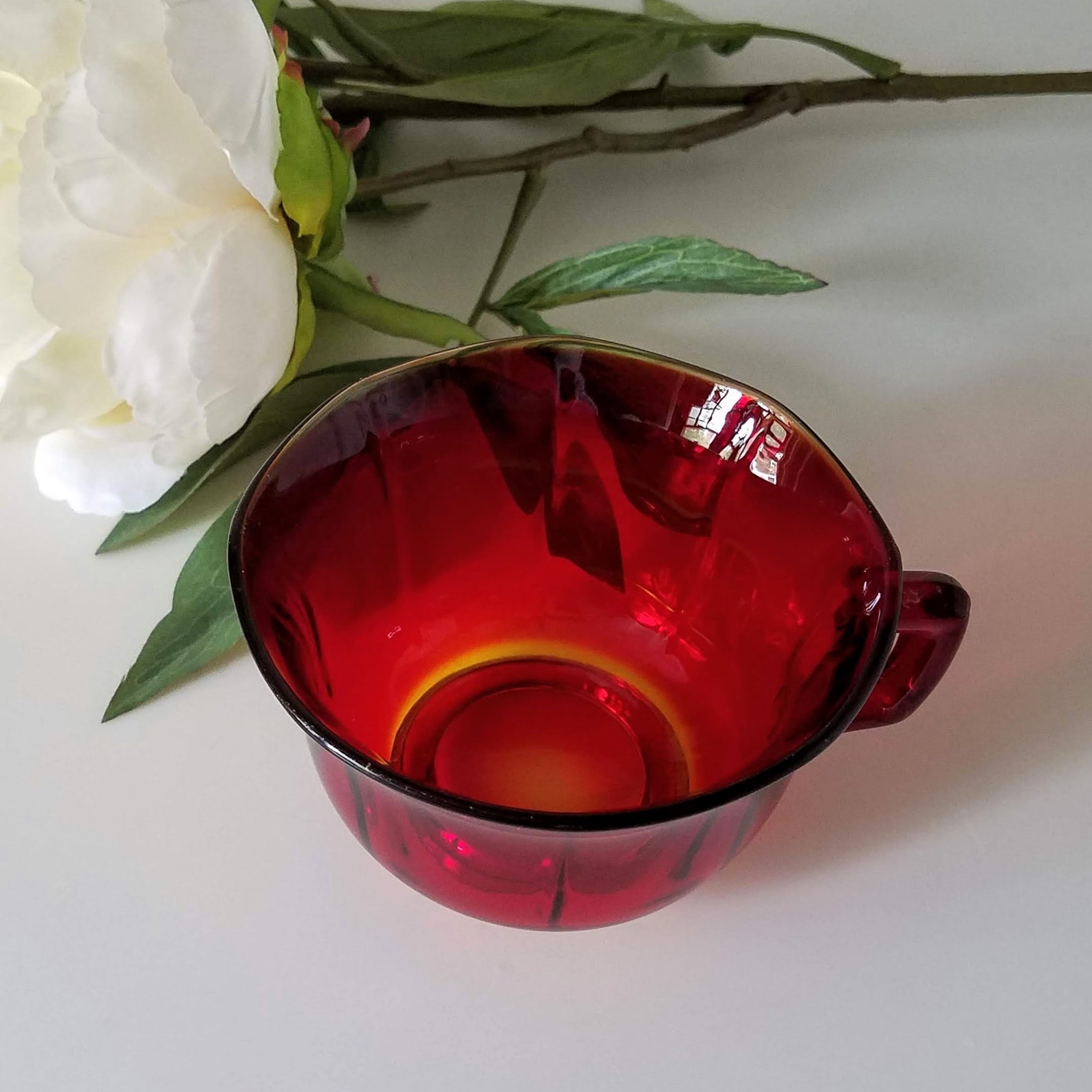 Ruby Red Glass Cup Vintage Red Amberina Glass Coffee or - Etsy