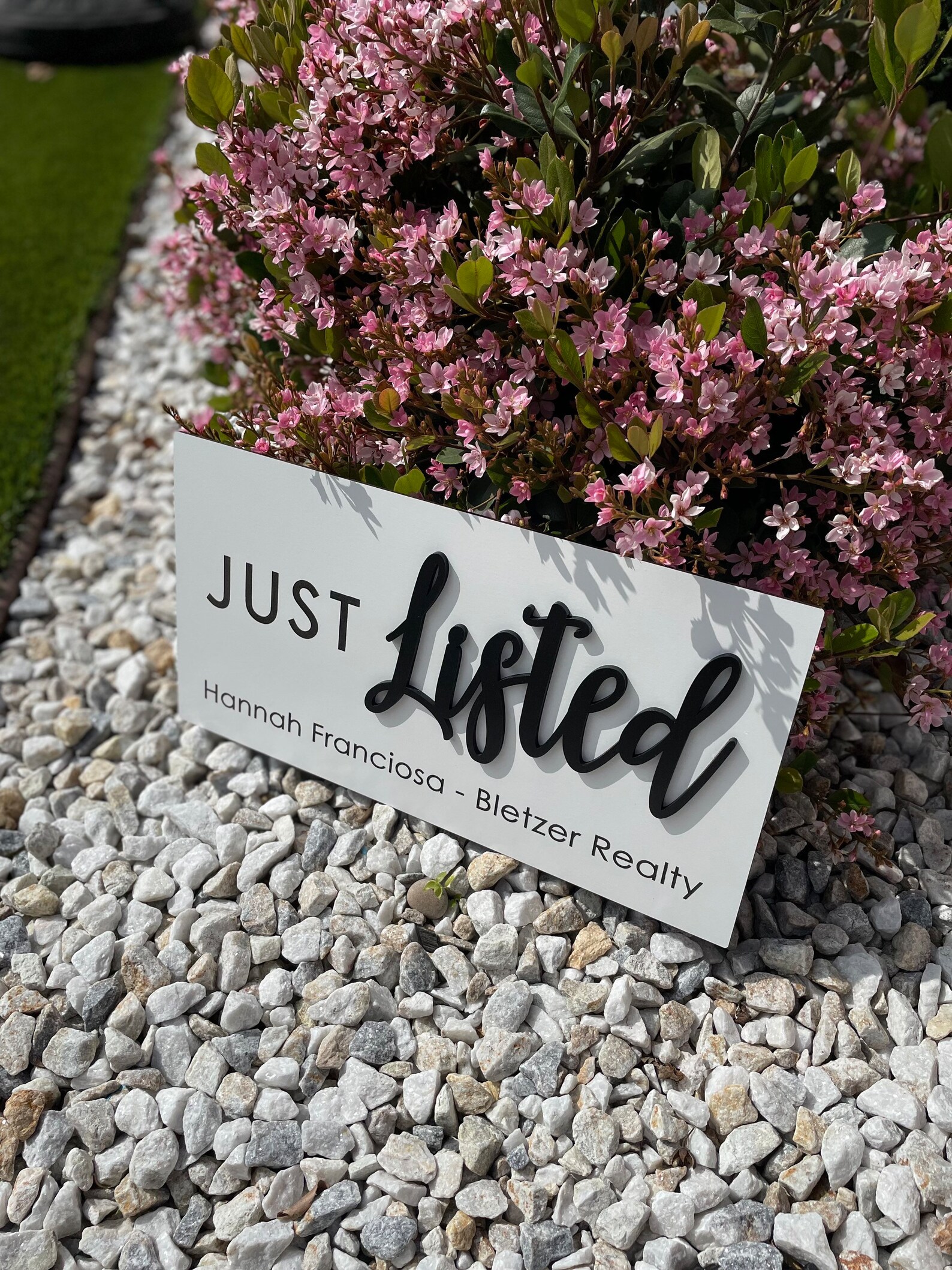 Personalized Just Listed Sign, Custom Realtor Sign, 18x9.3" - Etsy