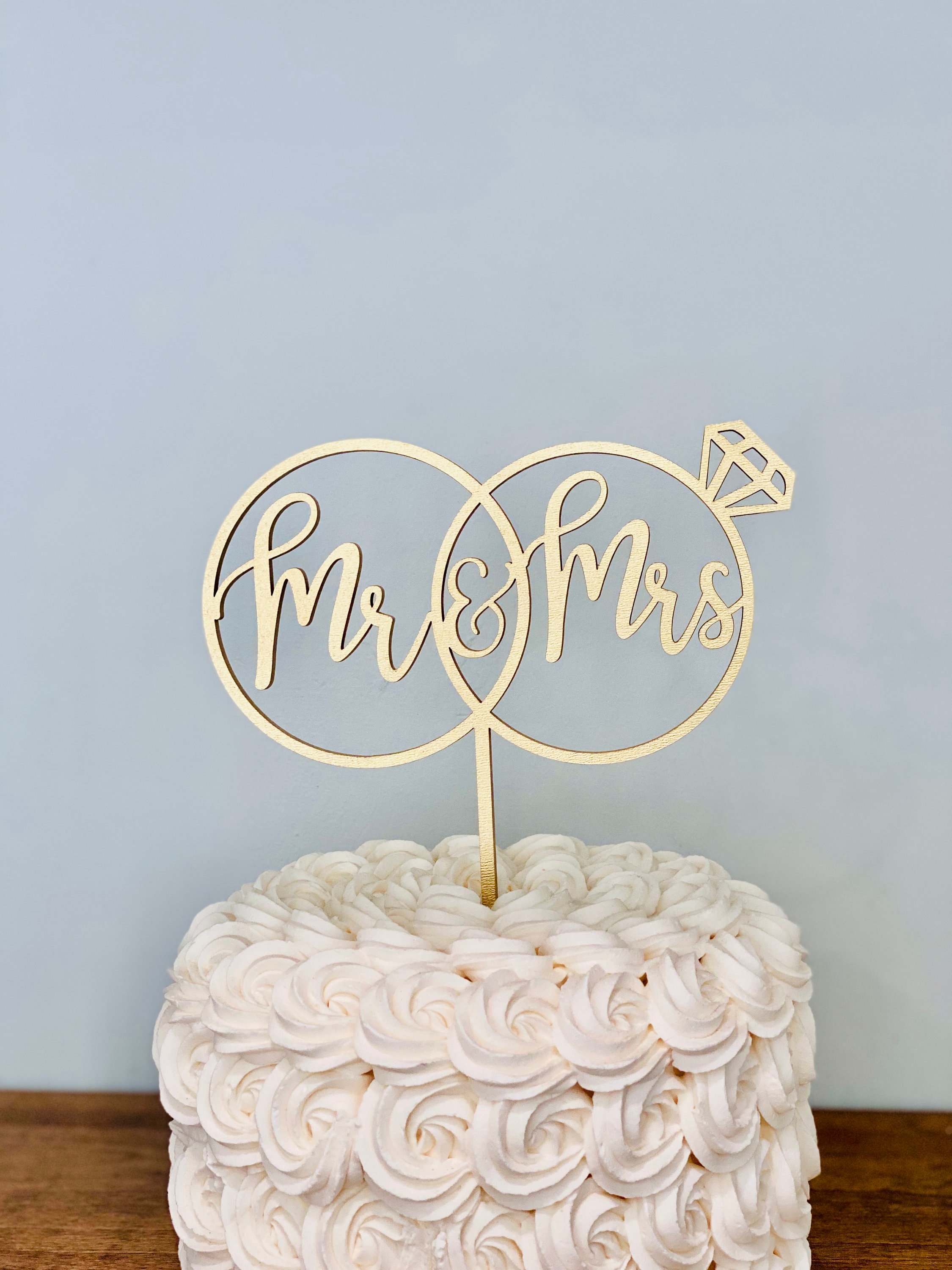 Mr & Mrs Rings Wedding Cake Topper 6 inches wide - Etsy.de