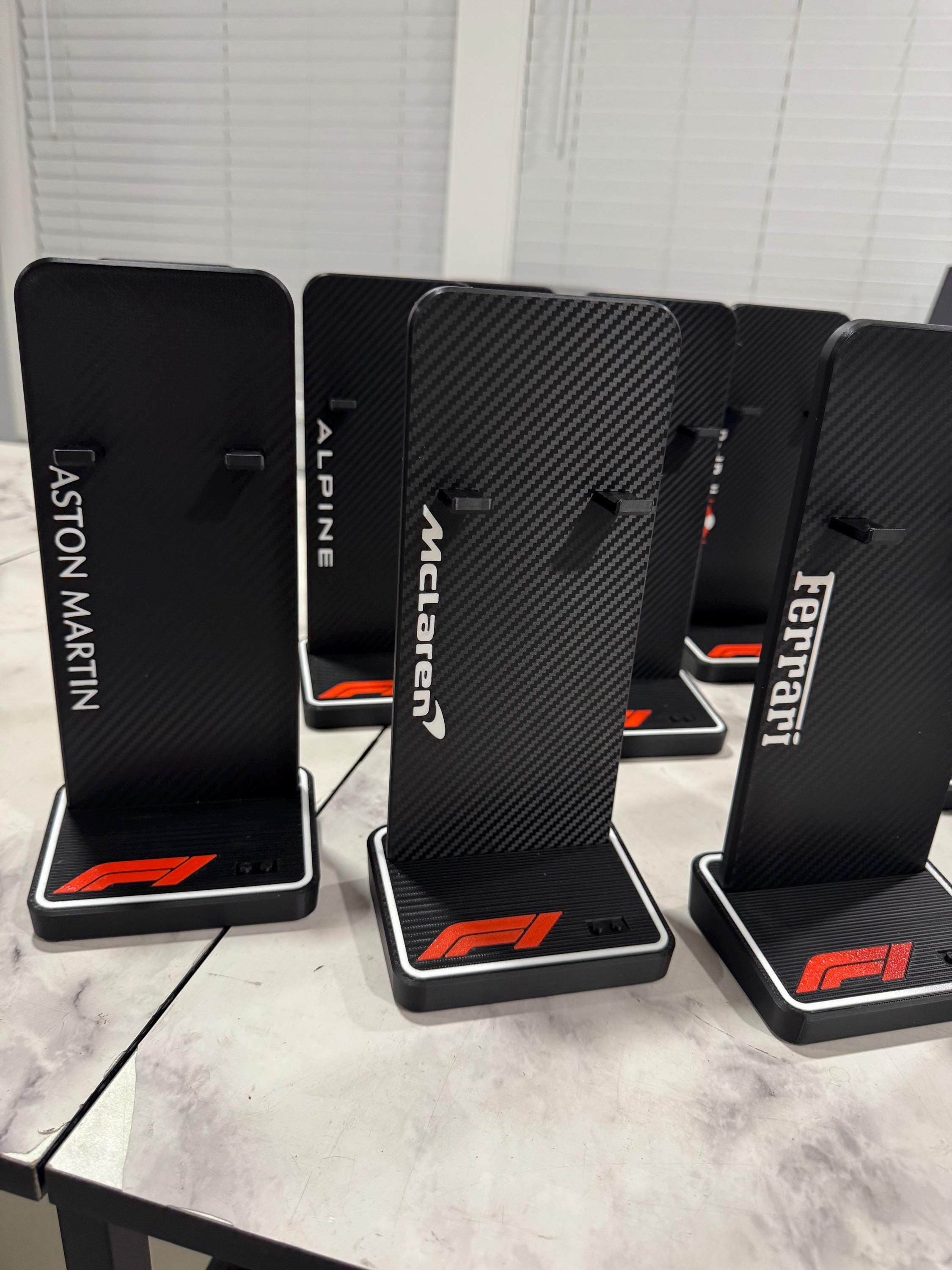 3D Printed Car Display Stand – Faux Carbon Fiber, Building Blocks Race ...