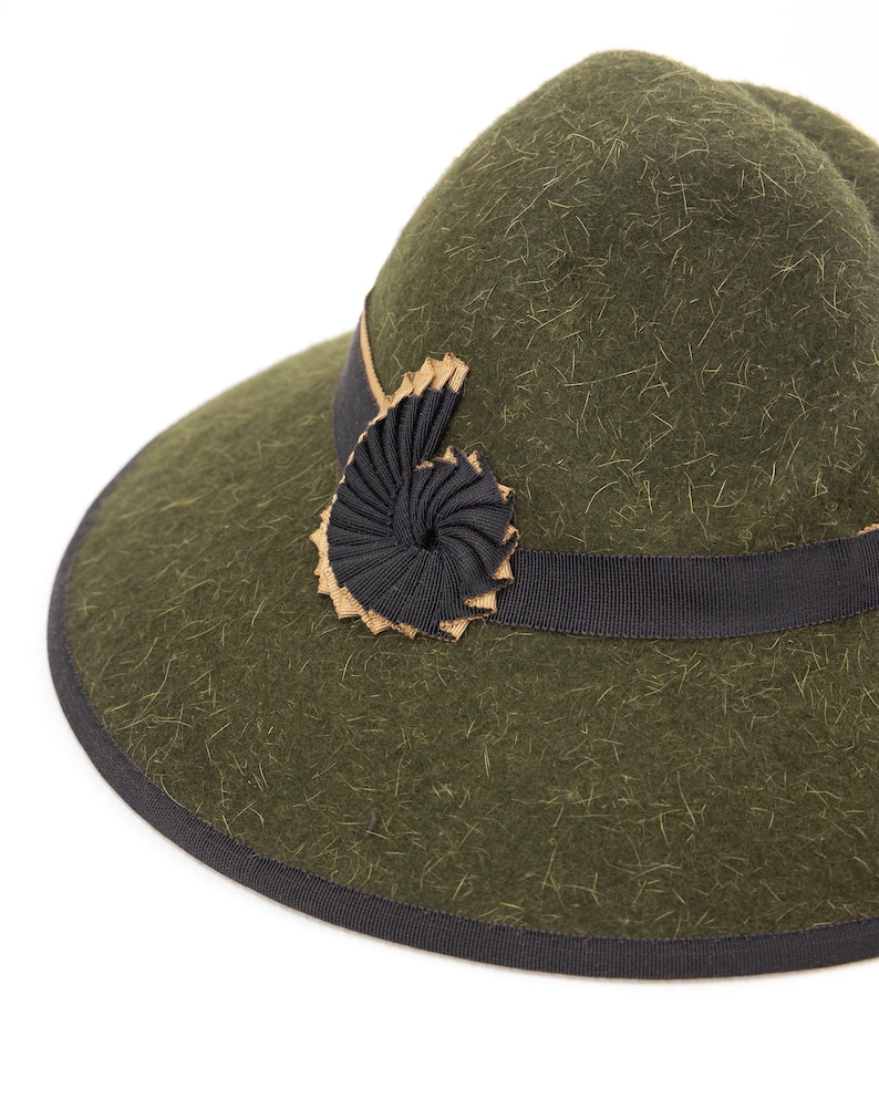 Vintage-style Tilt Hat. Green Felt Fedora. Olive Wool Ladies Hat. 1940s ...