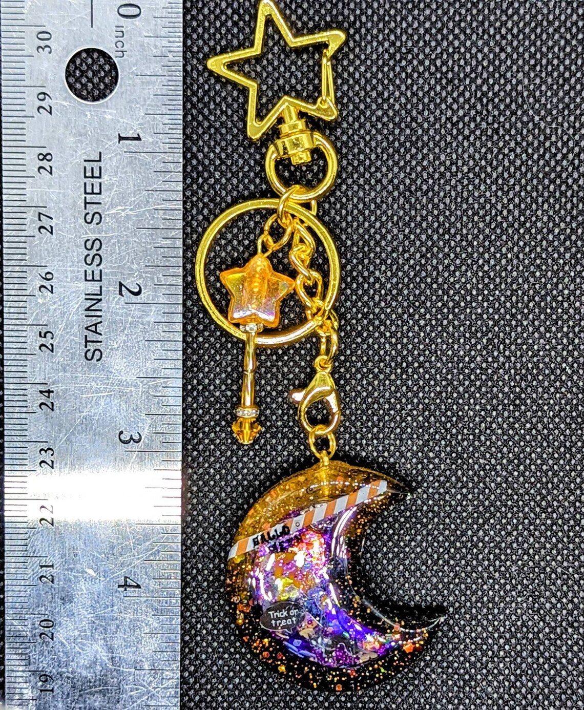 Halloween Kawaii Moon Shaker Magical Keychain - Etsy