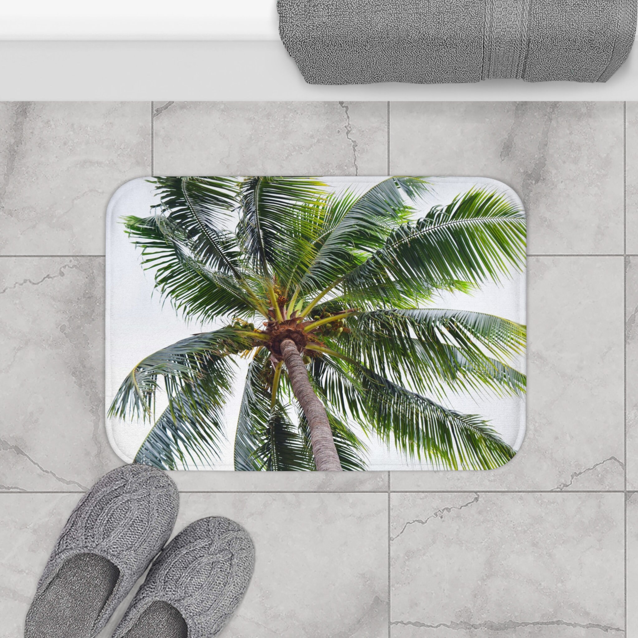 Caribbean Palm Bath Mat, Beach Tropical Surf Style Palm Tree Accent ...