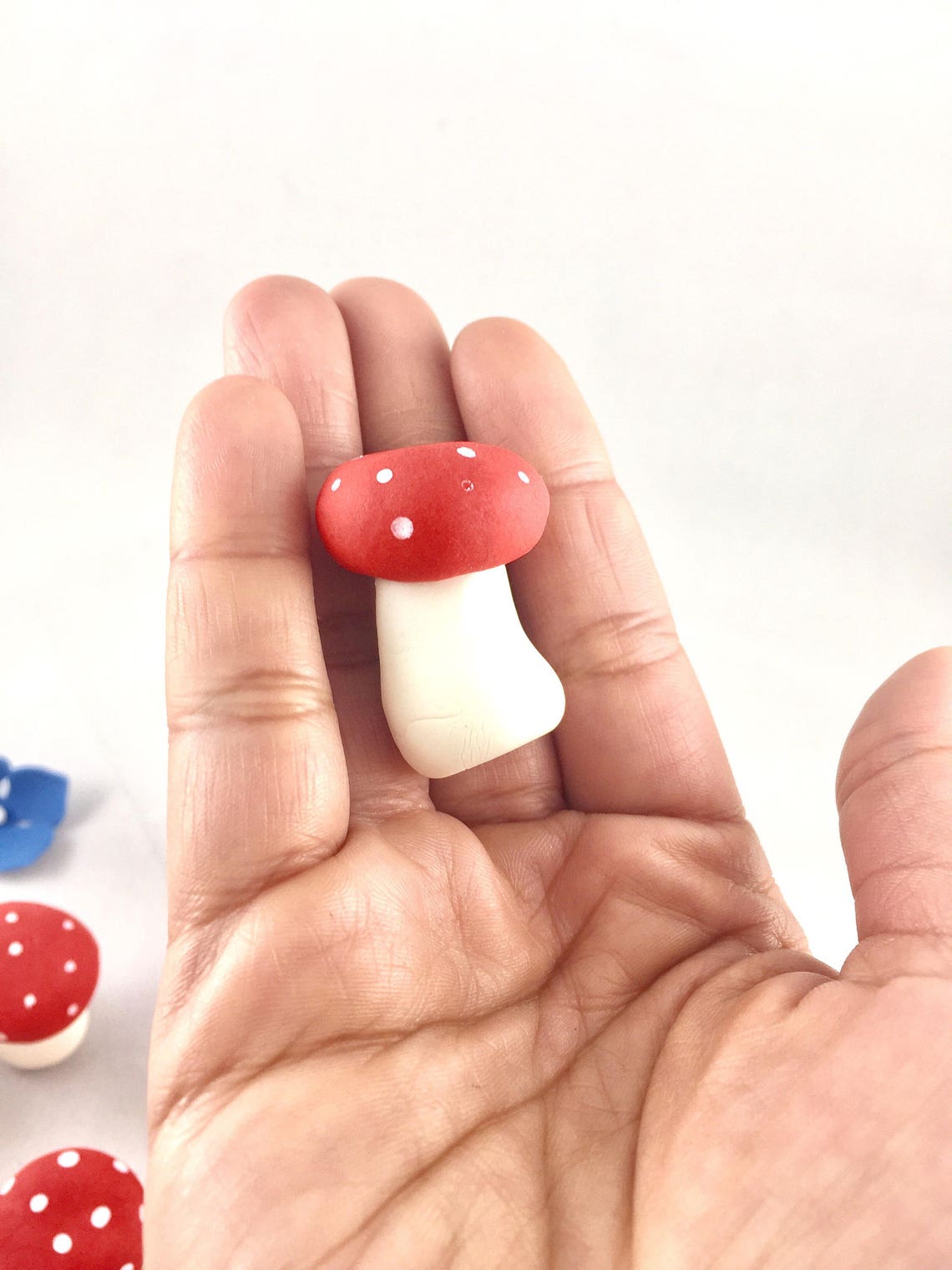 Fondant Toadstools Gumpaste Toadstools Edible Toppers Cupcake - Etsy