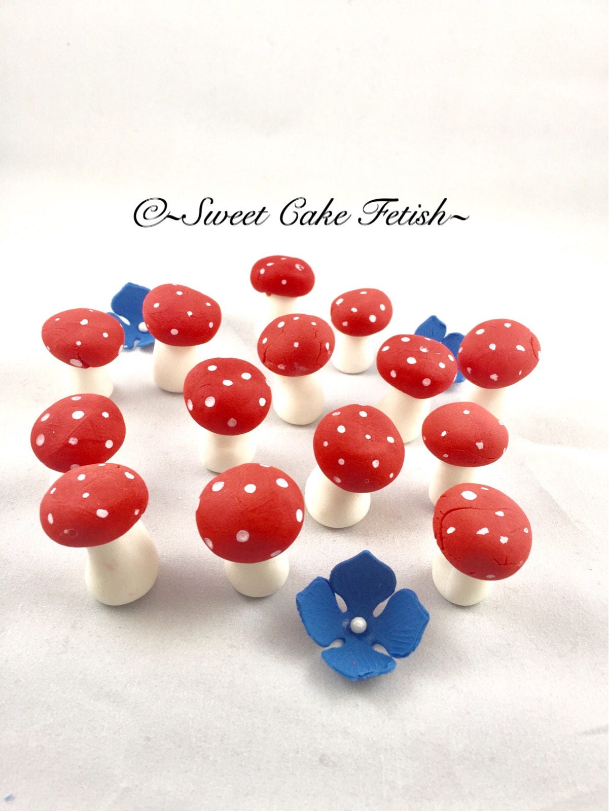Fondant Toadstools Gumpaste Toadstools Edible Toppers Cupcake - Etsy