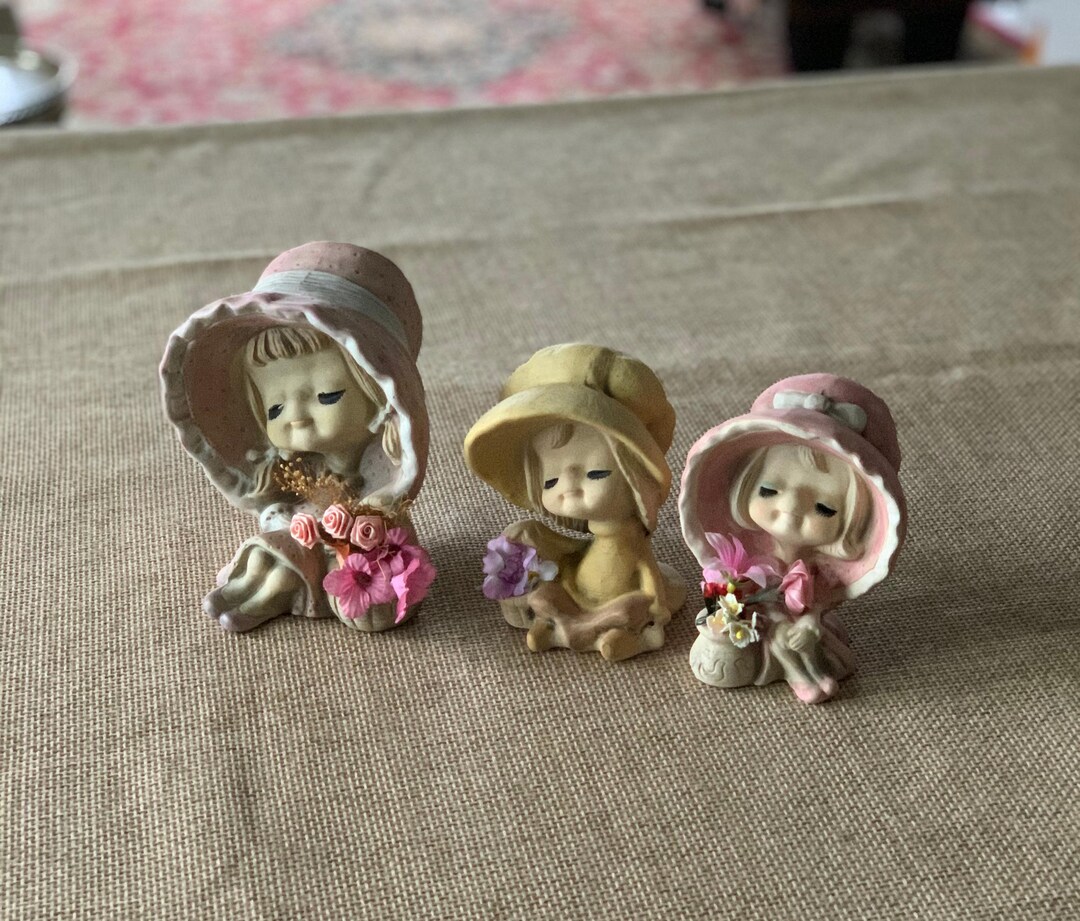 Vintage UTCI Japanese Pottery Figurines | Big Bonnet Kitsch Decor (set ...