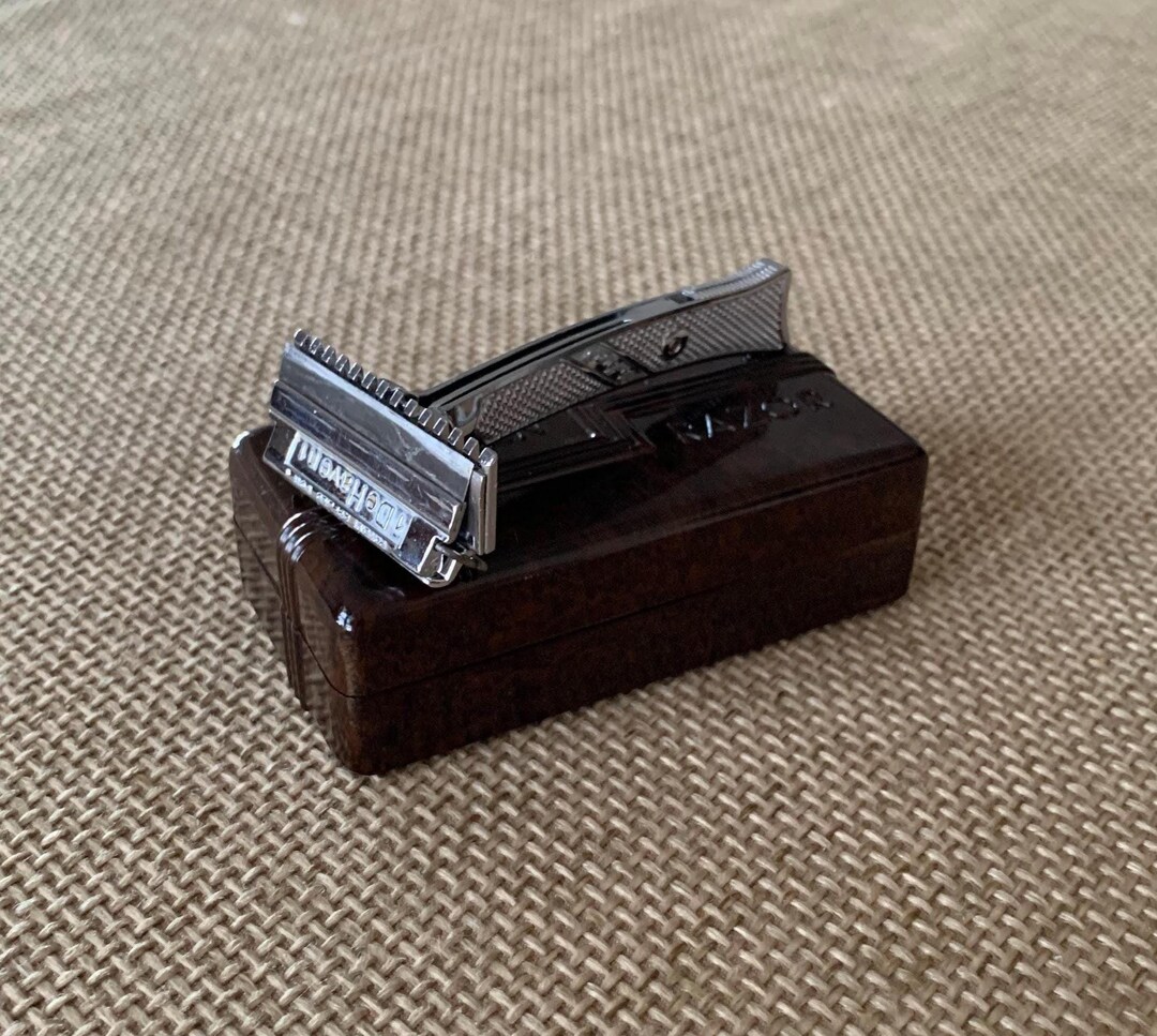 Vintage Safety Razor 1930s De Haven Model No 3 Safety Razor and Blade ...