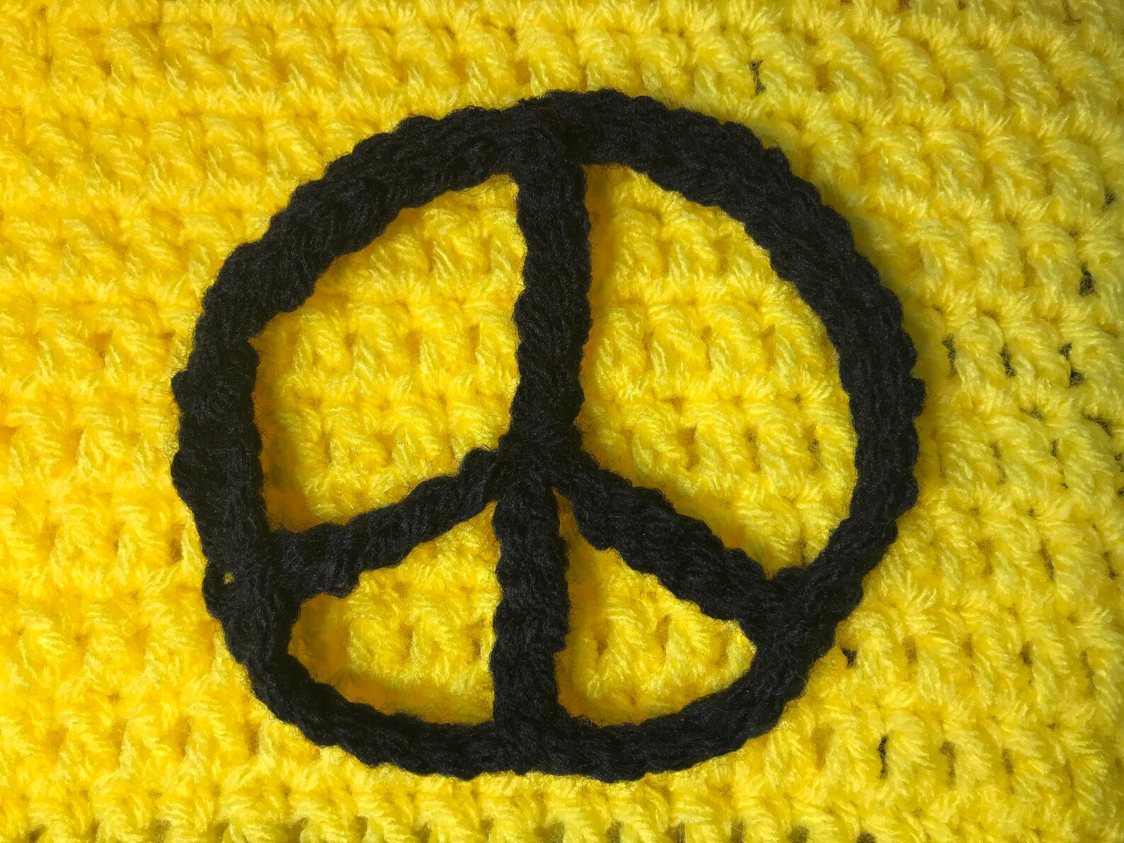 4" Peace Sign Applique CROCHET PATTERN - PDF Digital File - Etsy