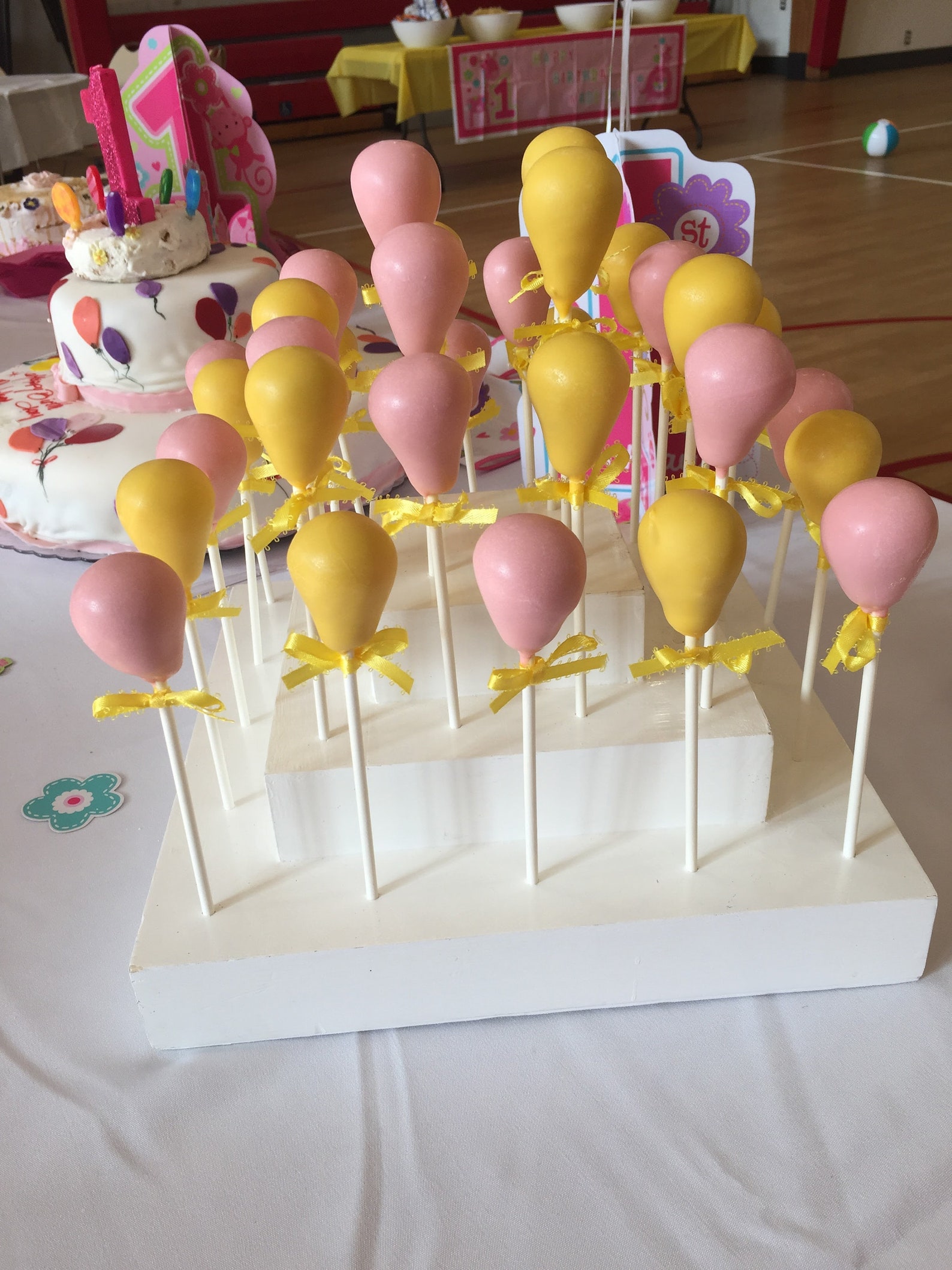 Balloon Cake Pop - Etsy